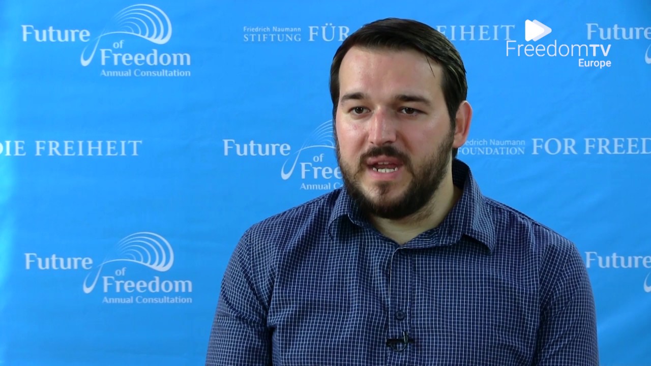 Čavalić: Čitav sistem napravljen je tako da blokira mlade | Poslovne novine