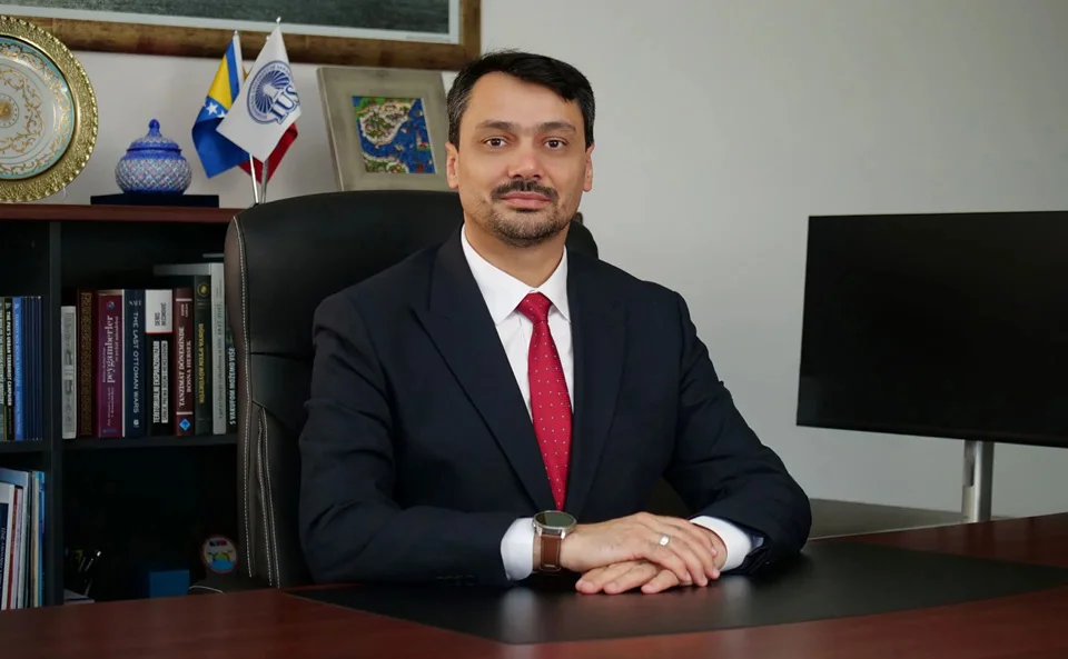 Prof. dr. Ali Osman Kuşakci, rektor Internacionalnog univerziteta u ...