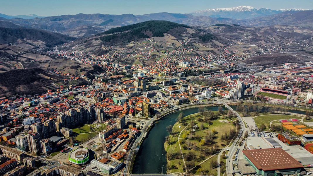 Preko 400 stanova i 550 parking mjesta gradi se u centru Zenice ...
